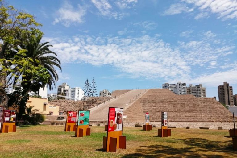LIMA, The pyramid of Huaca Huallamarca - Quimbaya Virtual Tours